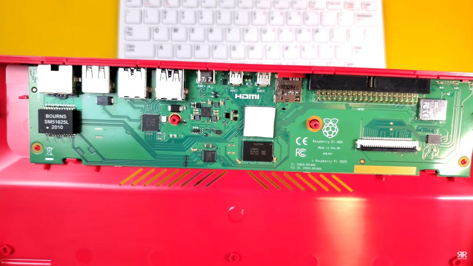 Raspberry Pi 400 es la nueva Raspberry Pi que viene incorporada en un ...